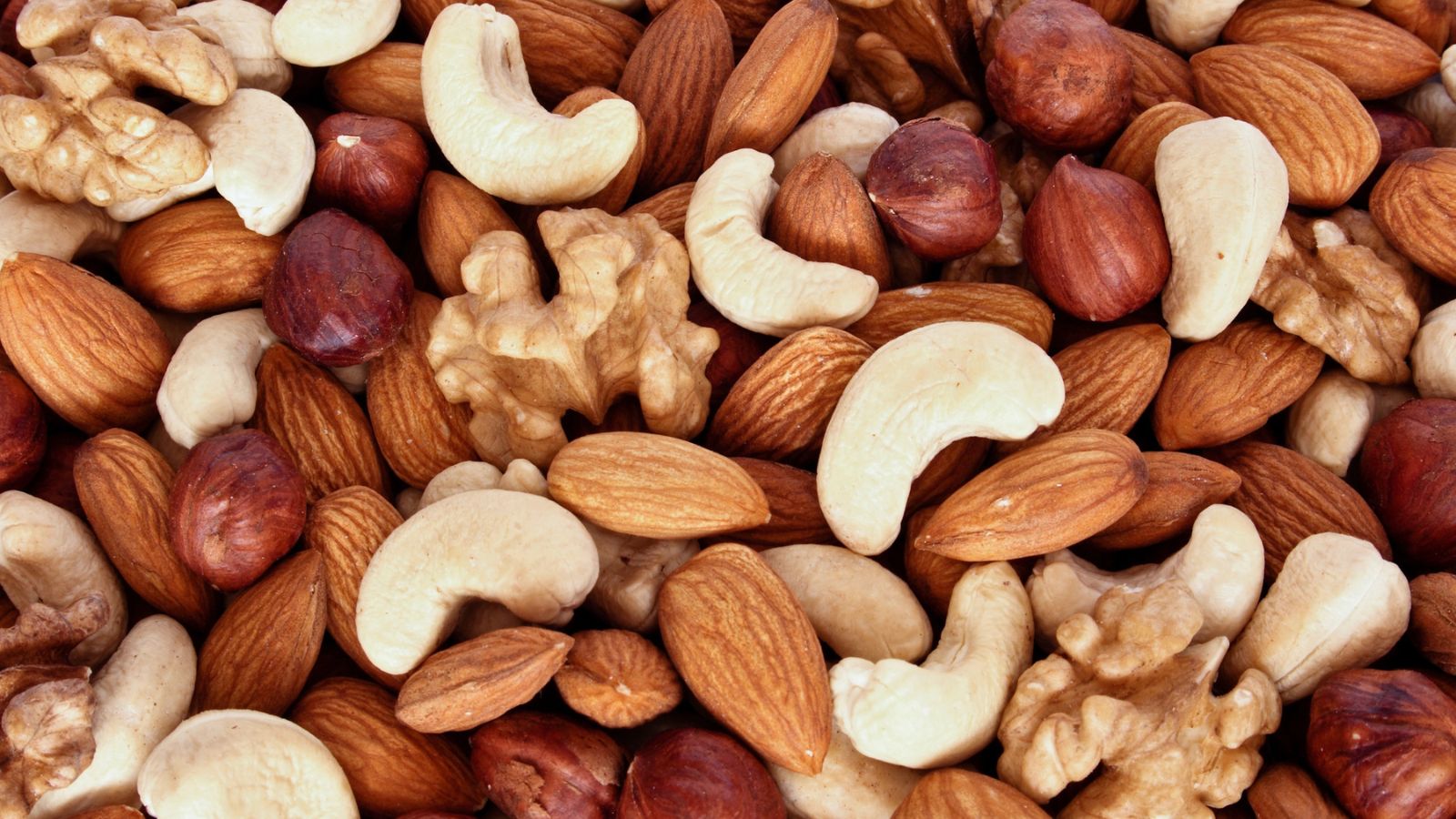 20 Thoughtful Food Gifts You Can Make at Home - Thrifty Gifters
